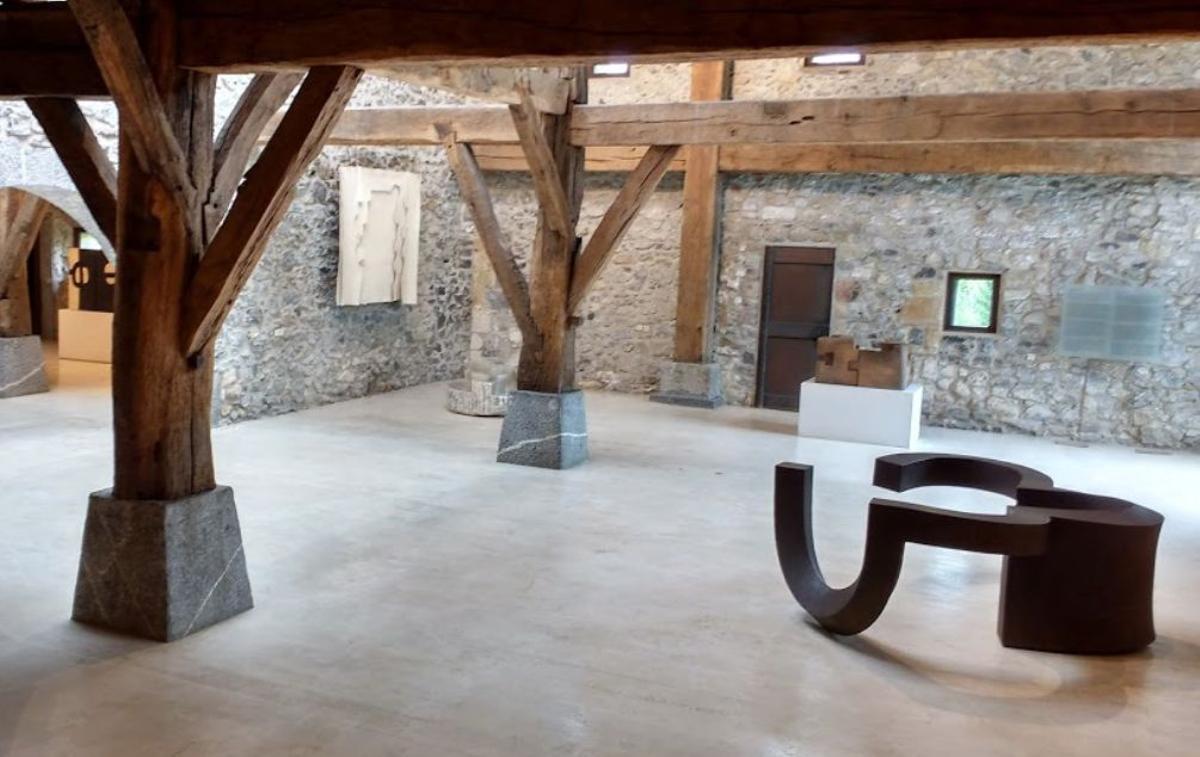 El museo Chillida Leku reabre sus puertas y ya puedes comprar sus ...