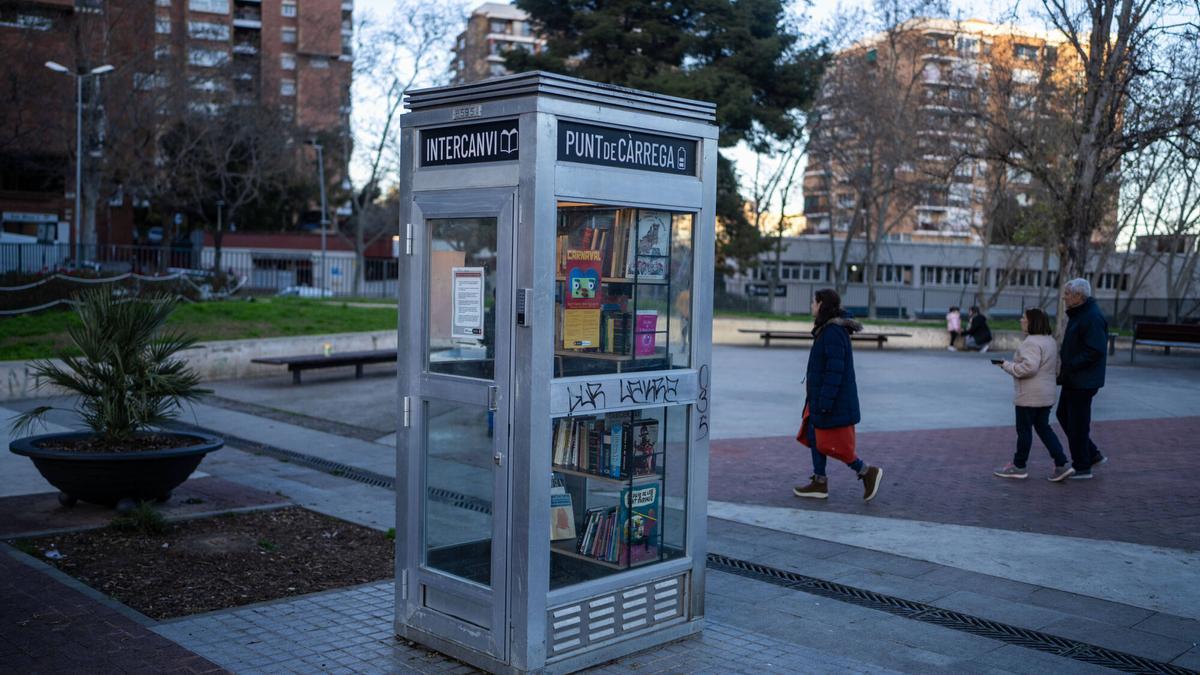 Qué ha sido de la 8595-A, la única cabina de teléfono cubierta que ...