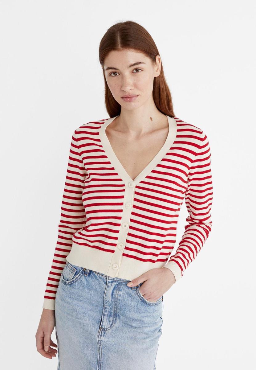STRADIVARIUS CÁRDIGANS | Stradivarius triunfa con su colección de ...