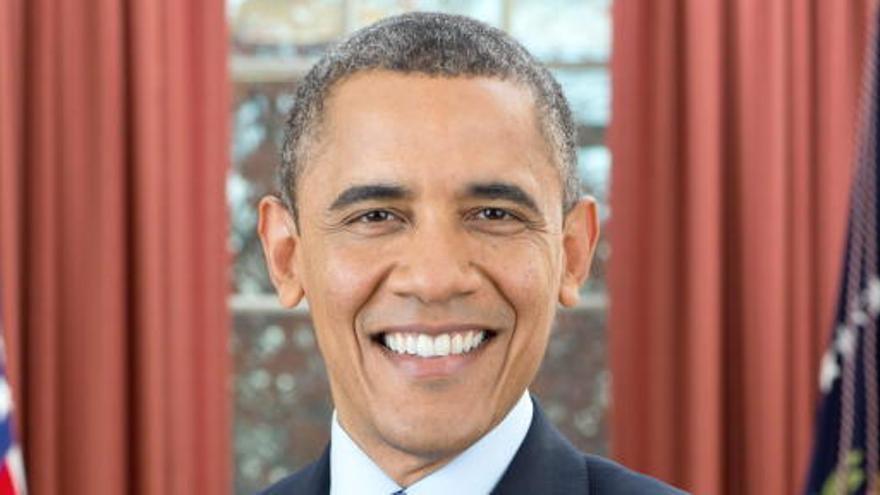 Obama, sonriente y lleno de canas en nuevo retrato oficial