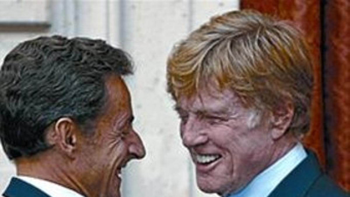 Sarkozy entrega a Redford la Legión de Honor