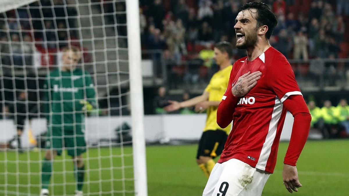 AZ Alkmaar - Elfsborg: El gol de Troy Parrott