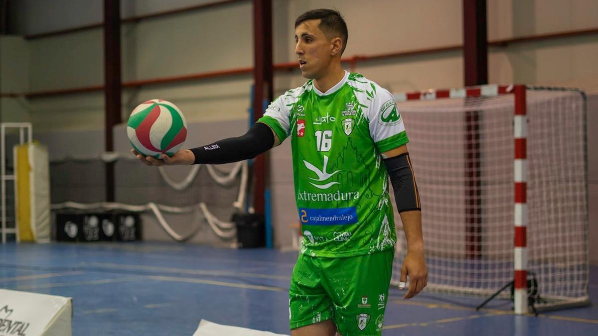 Manuel Barrios 'Peri': de intento de futbolista a referente en el voleibol