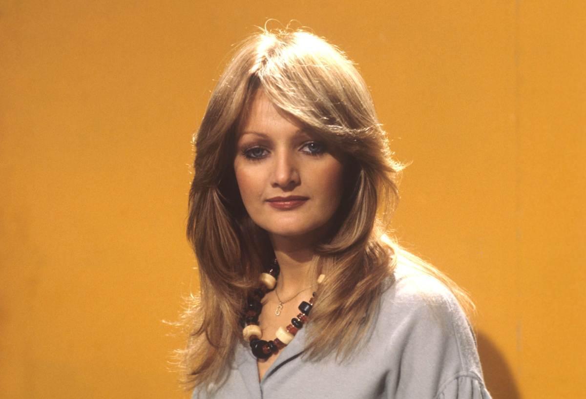 Adi s A Bonnie Tyler Tres Canciones Que La Hacen Imprescindible E Adi s A Bonnie Tyler Tres Canciones Que La Hacen Imprescindible E