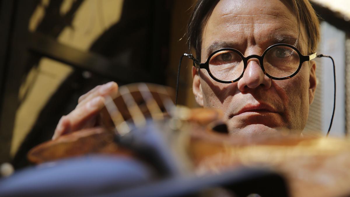 David Bagué, maestro lutier: así se fragua el violín ‘prêt à porter’