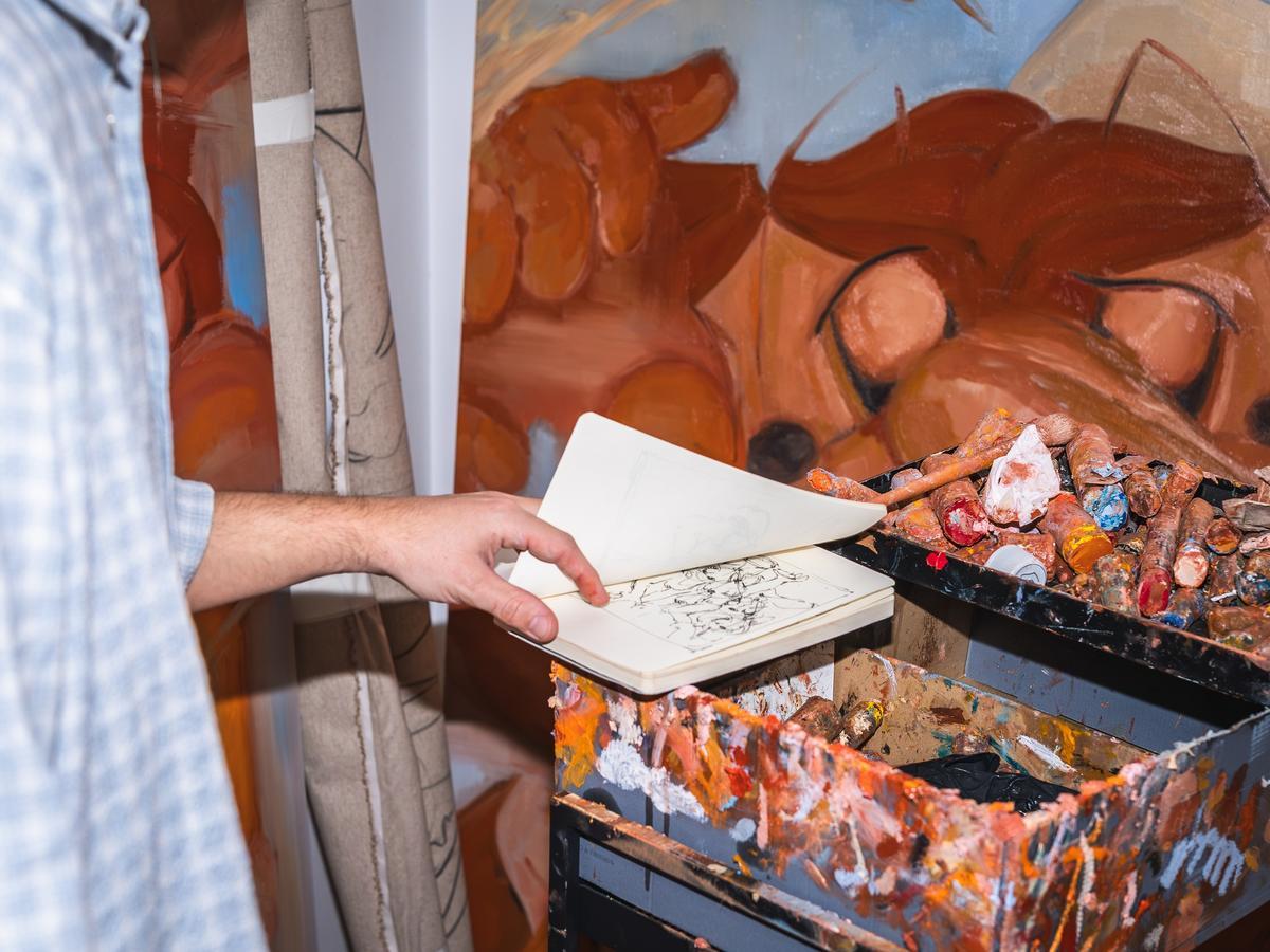 Pablo Ozo, el artista que nació en pandemia, expone en Tailandia y China