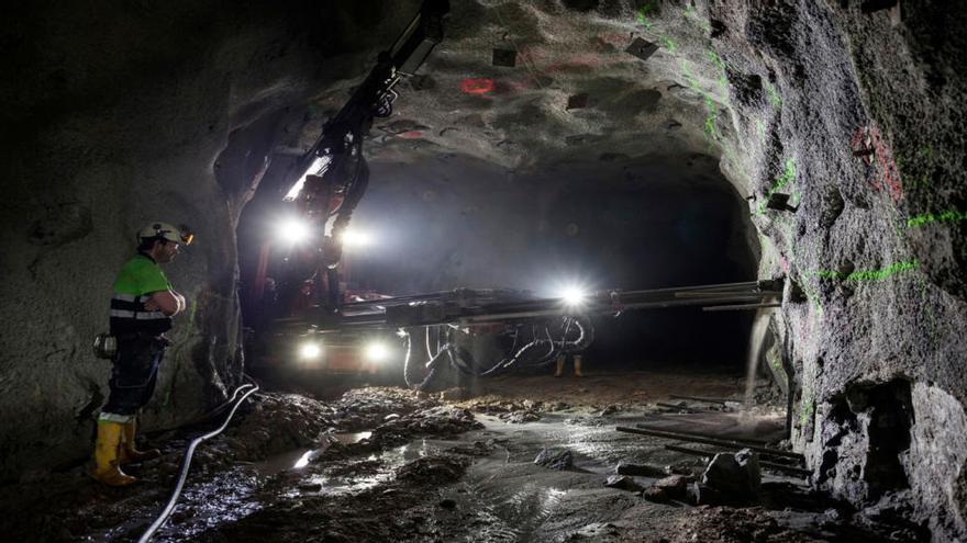 Orovalle y Minersa, con 800 empleos en Asturias, piden apoyos para ...