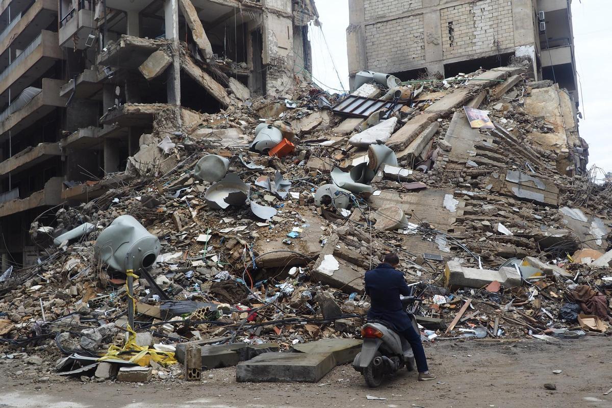 Crónica desde Beirut: el pueblo reconstruye en soledad entre un mar de ...
