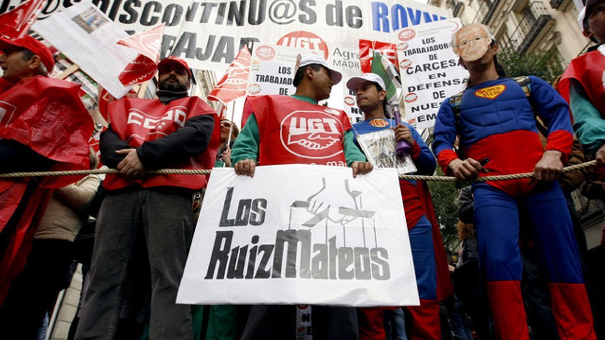 Más de un millar de trabajadores de Rumasa se manifiestan en Madrid ...