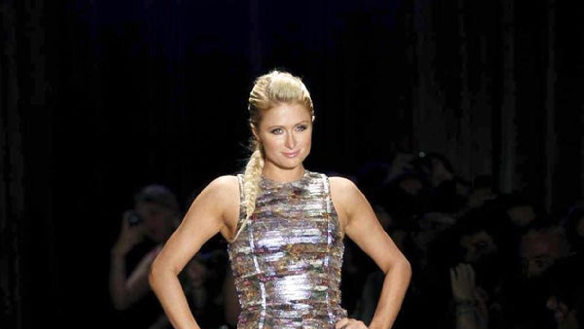 Ashton Kutcher y Paris Hilton desfilando en São Paulo - Cuore