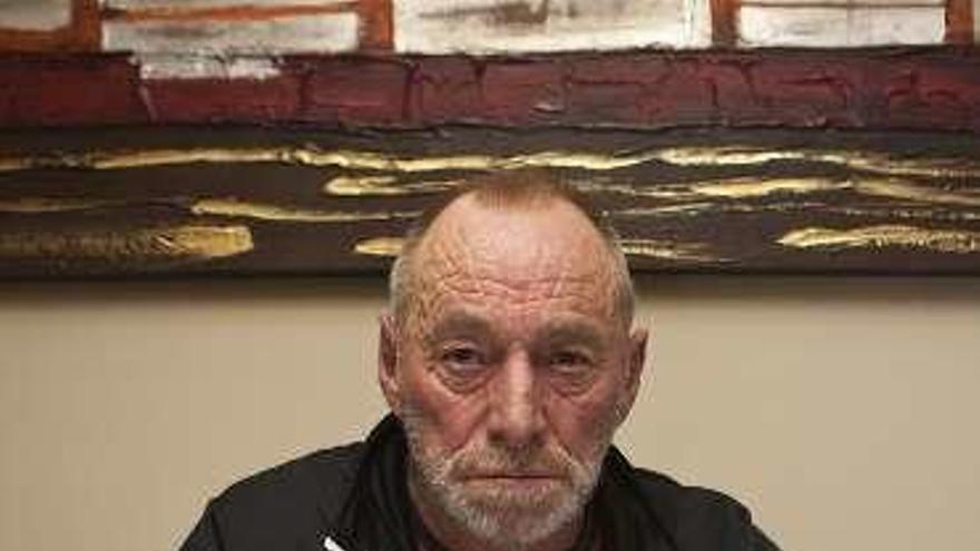 Operado con éxito el langreano que llevaba más de siete meses de espera