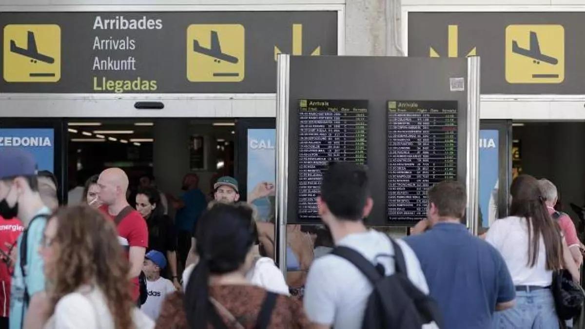 Suspenden la huelga prevista en Groundforce y los paros de Menzies para ...