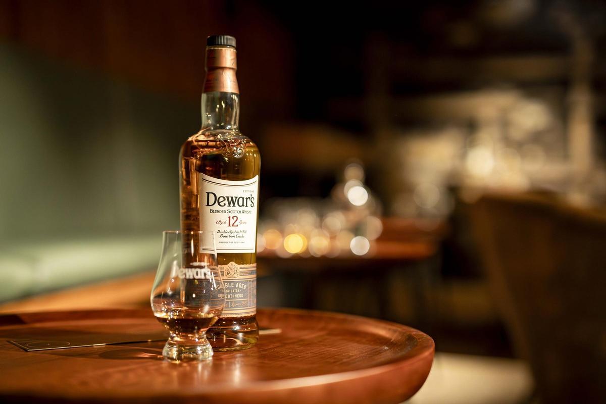 Dewar’s 12 llega a Sevilla: el blended scotch whisky más premiado del ...