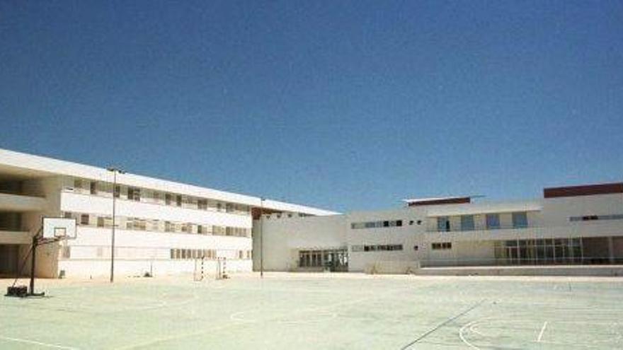 El instituto Algarb impartirá cursos deportivos de nueve modalidades