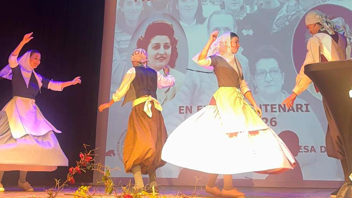 Bunyola rinde homenaje a Maria Ignàcia Colom por sus 100 años - Diario ...