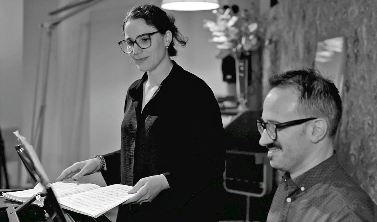 Marta Bauzà, soprano y Jesús López, pianista: «Las canciones de ...