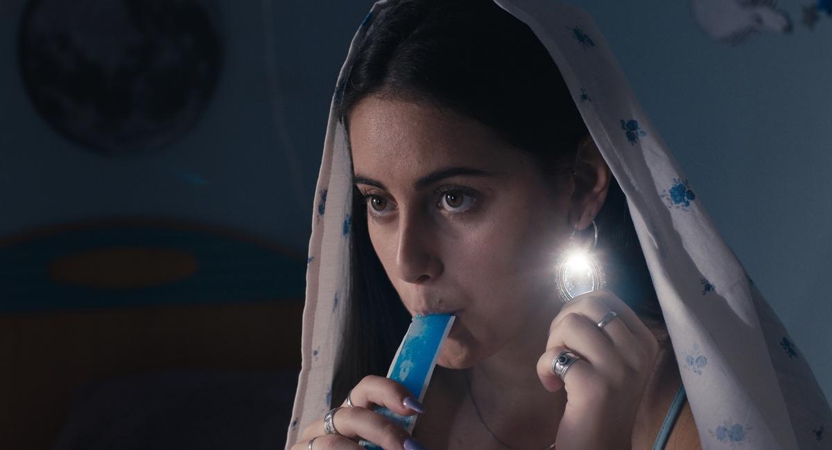 Rocío Mesa, directora de ‘Secaderos’: coplas, fantasía y LSD en una Granada psicodélica