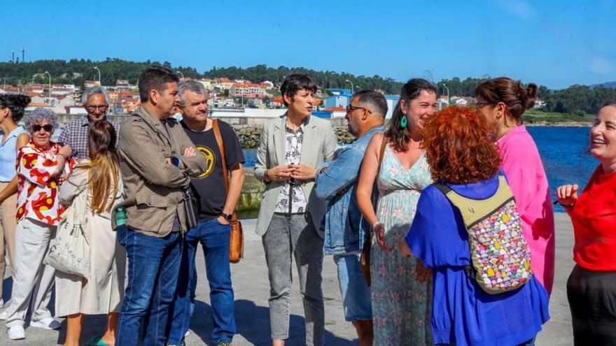 ELECCIONES EN GALICIA 2024 | Ana Pontón se reune en A Illa con el ...