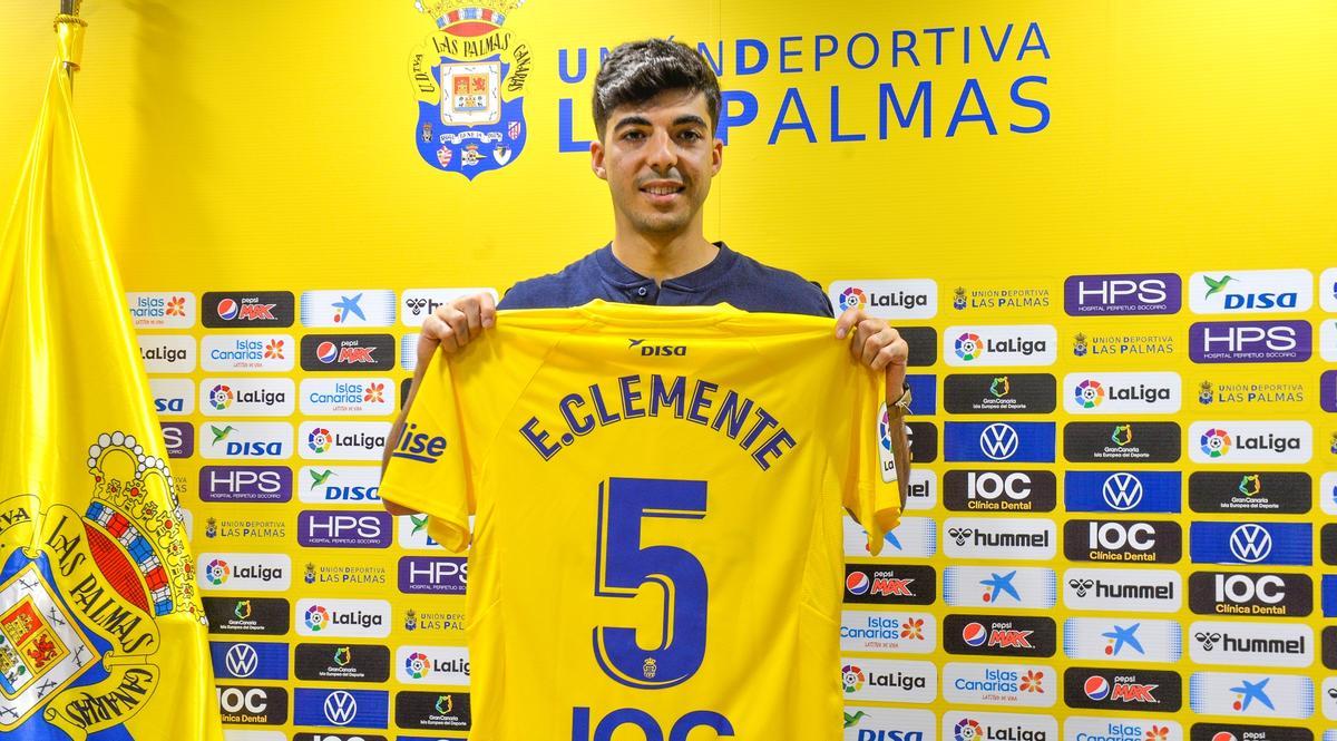 El Real Zaragoza ultima la cesión sin opción de compra de Enrique Clemente