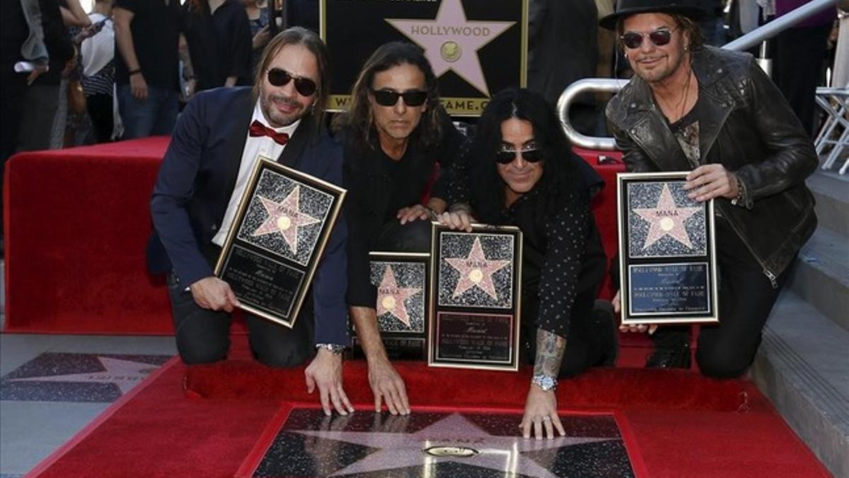 Maná recibe su estrella en el Paseo de la Fama