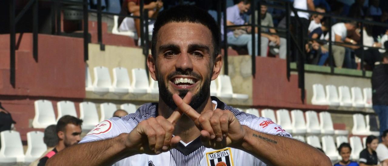 Nacho González: veterano y debutante del Mérida en Copa