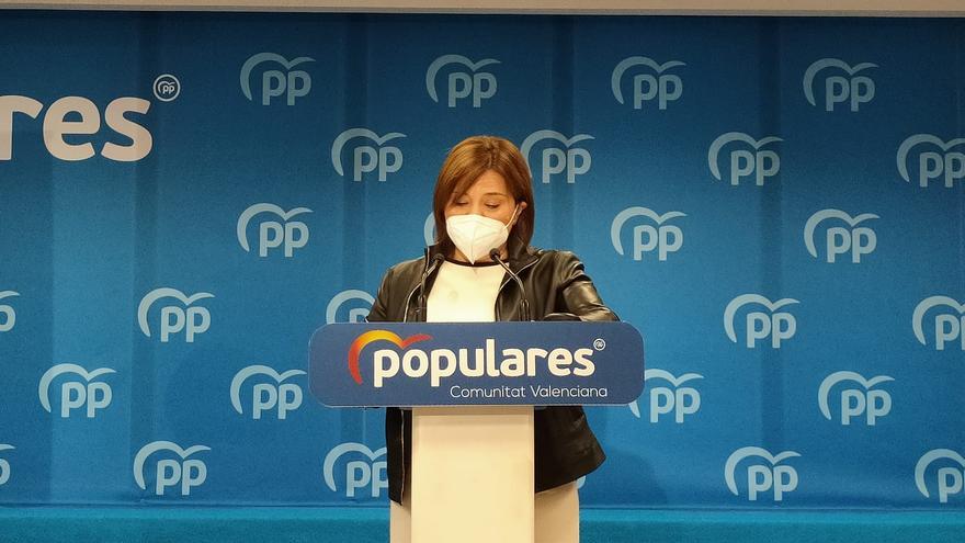 Isabel Bonig: presenta su dimisión y pide perdón a Rita Barberá