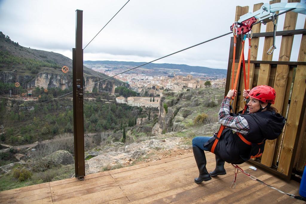 La tirolina urbana más larga de Europa está en... ¡Cuenca! - Viajar