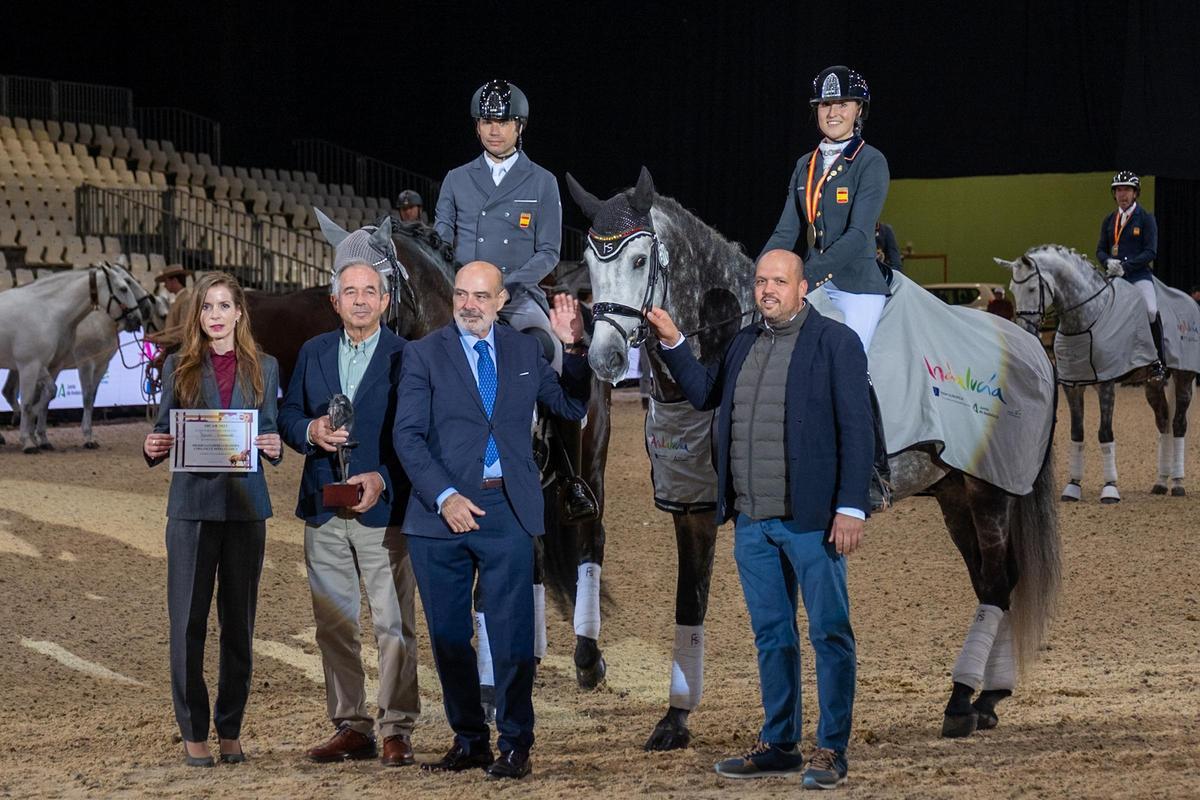 La amazona zamorana Alba Abollo triunfa en el Campeonato del Mundo ...