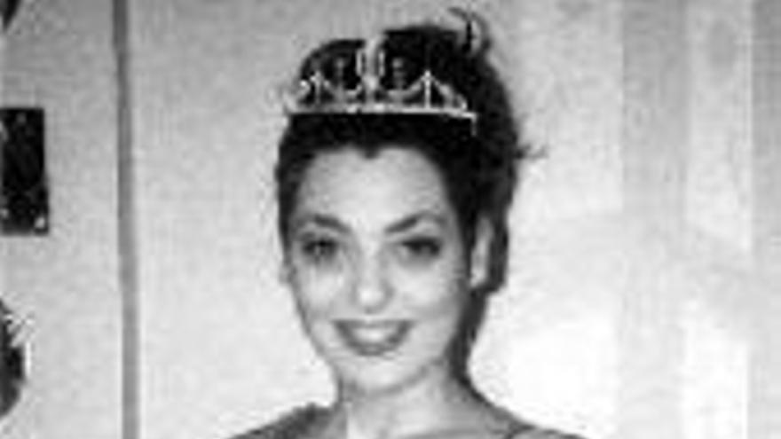 Aplauso para Ana Blanco, Dama de Honor de Miss Granada