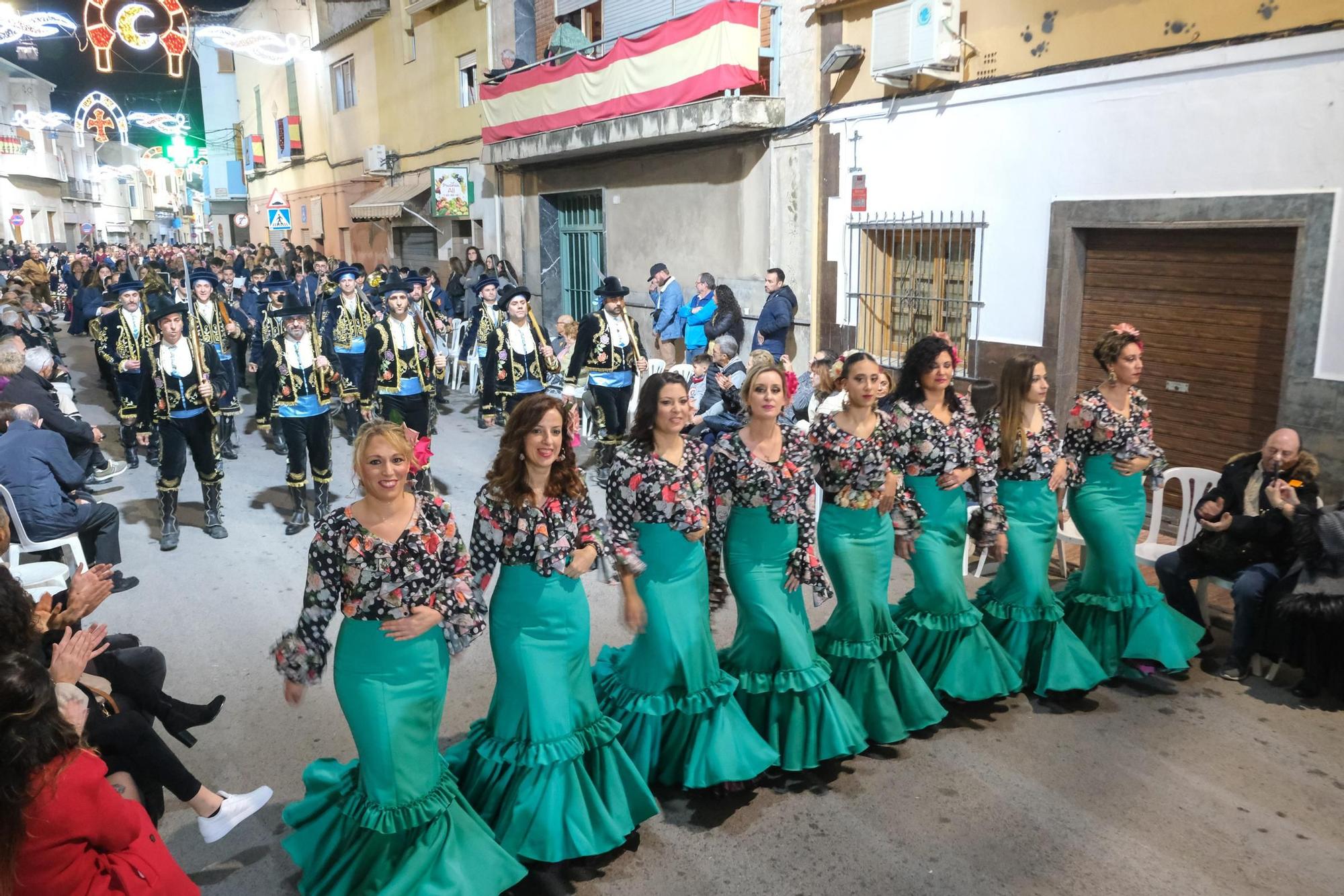 Así ha sido el desfile general de comparsas de las fiestas de Monforte ...