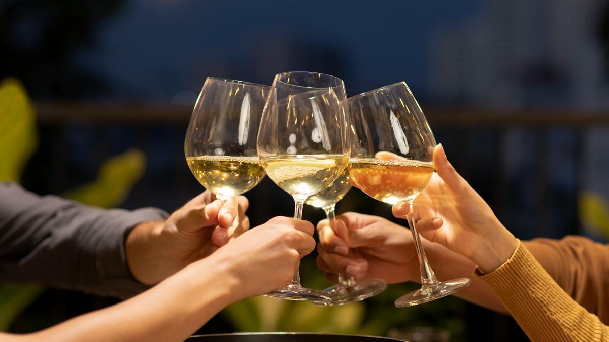 Vive una experiencia culinaria inigualable y combina a la perfección ...