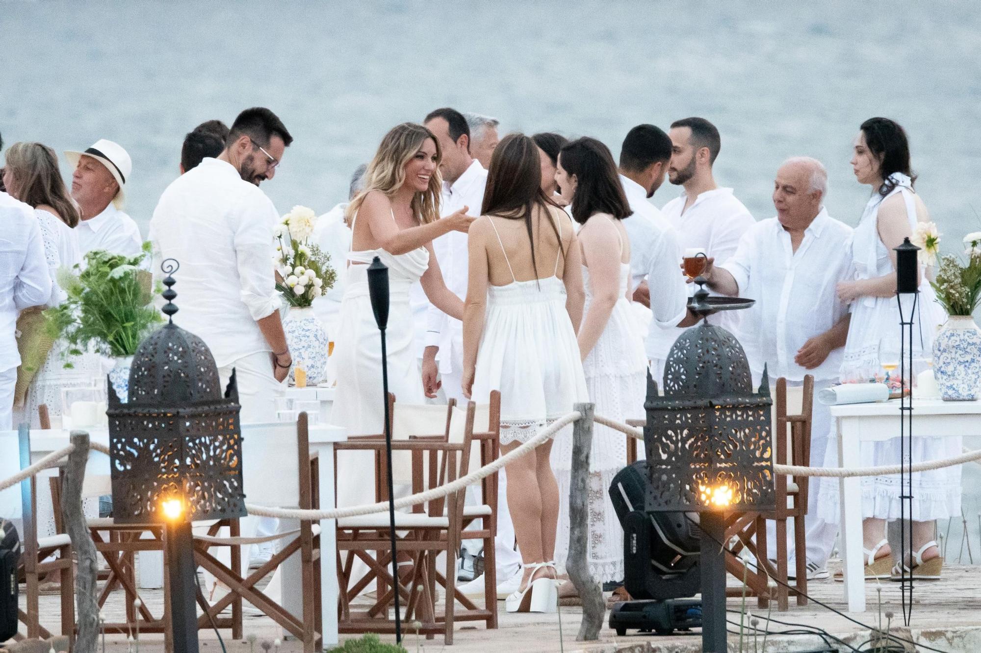 Así ha sido la boda de Edurne y David De Egea - Levante-EMV