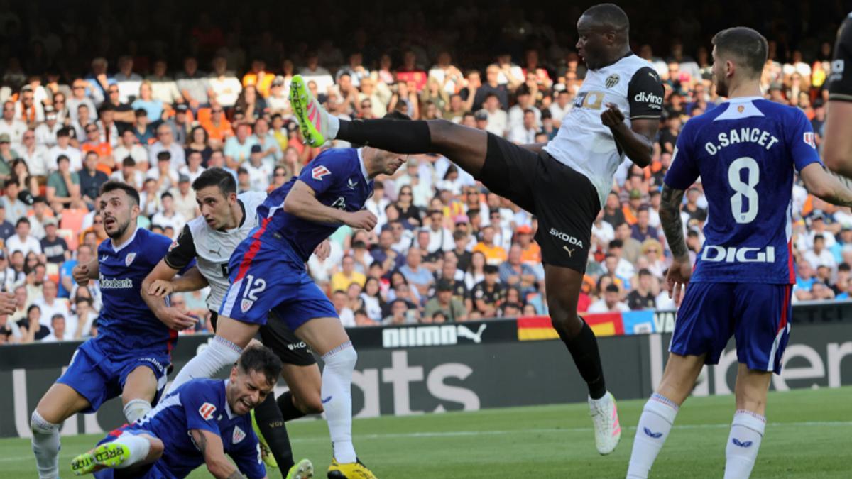 Berenguer sentencia a un Valencia CF sin Europa