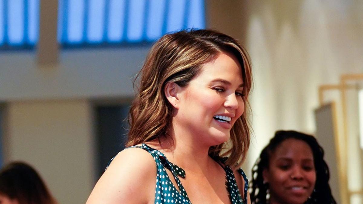 Chrissy se corona con su última broma para... ¡Kim Kardashian! - Cuore