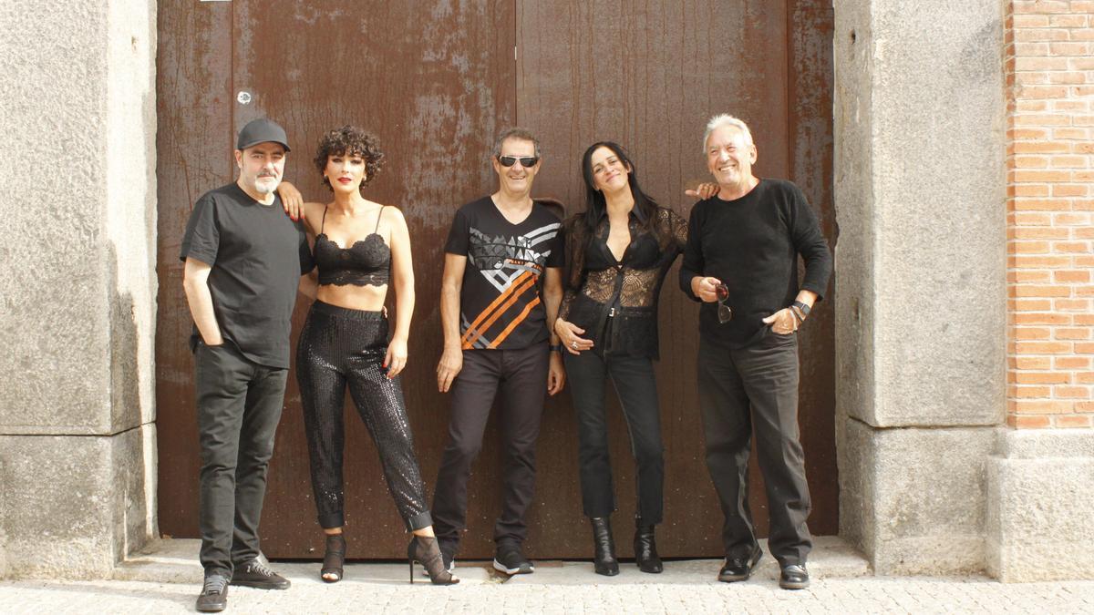 Los músicos de Joaquín Sabina, juntos en el Gran Teatro