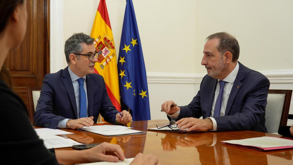 Félix Bolaños y Ramon Espadaler se reúnen en Madrid | VÍDEO