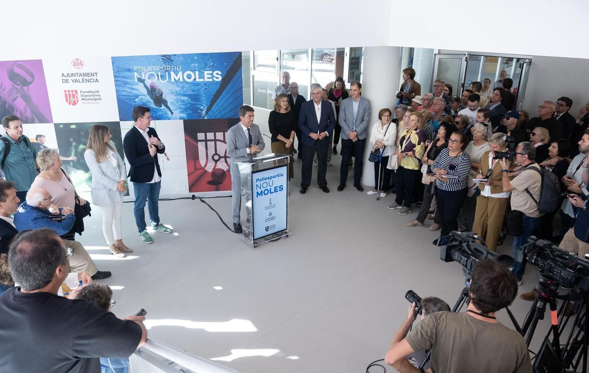 Polideportivo Nou Moles, María José Catalá, Carlos Mazón, visita