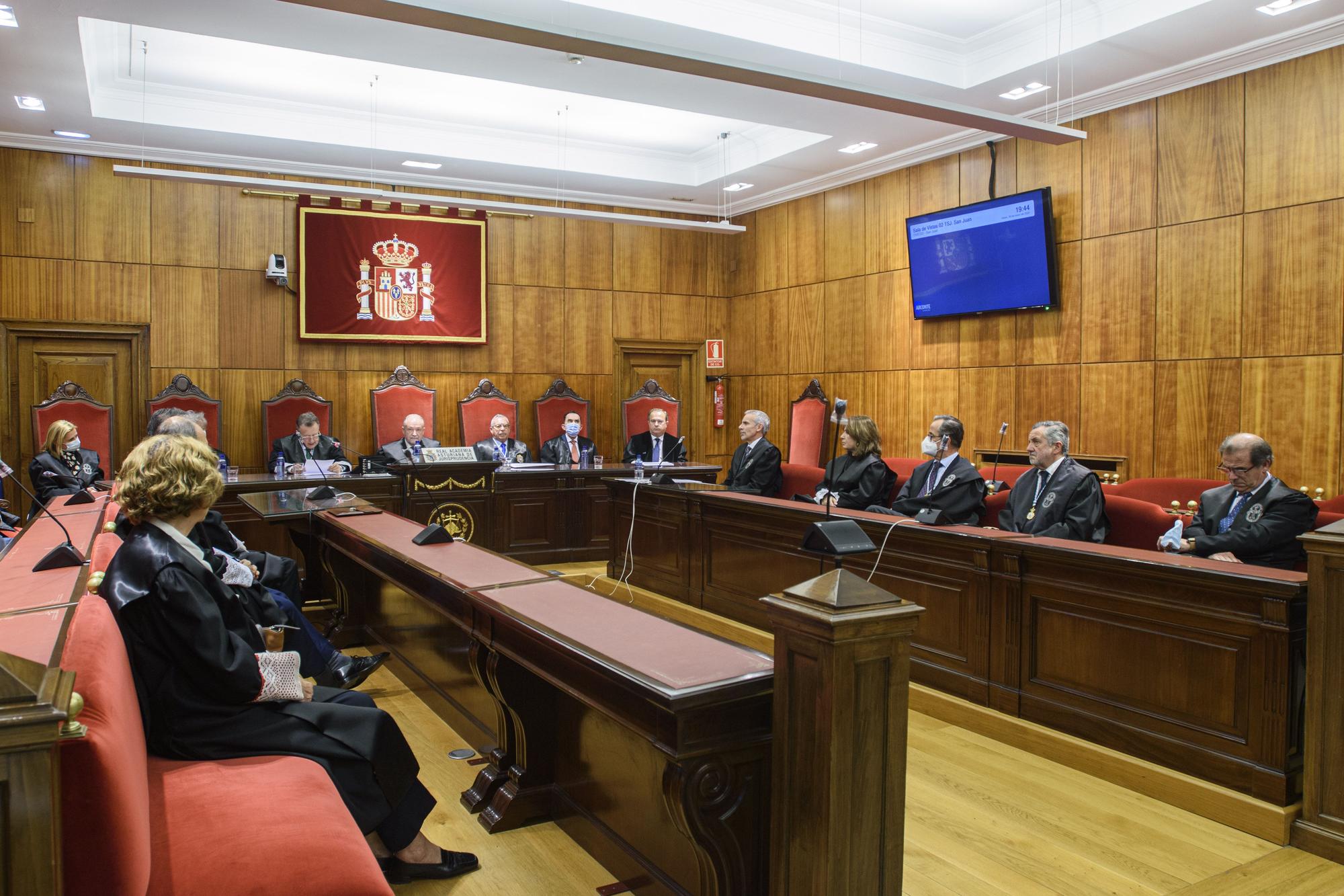 EN IMÁGENES: Así fue el discurso del juez Juan Luis Requejo como nuevo ...