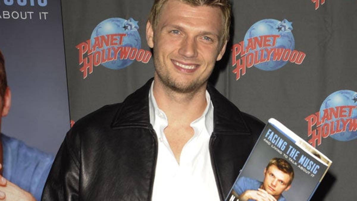 Nick Carter presenta su libro 'Facing the music and living to talk ...