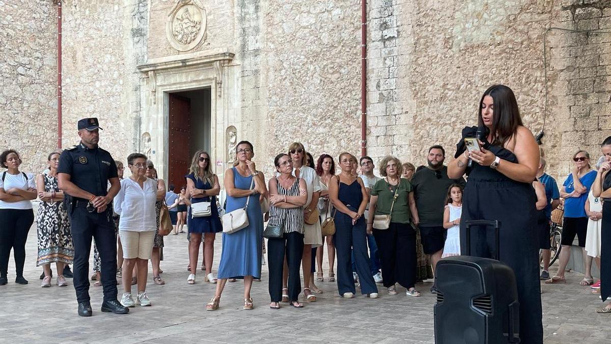 Carcaixent recuerda a Raquel Lorente en el primer aniversario de su muerte - Levante-EMV