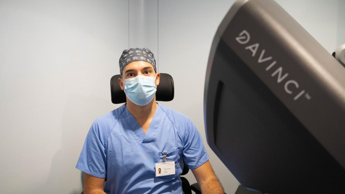Cirugía robótica: estos son los cirujanos que te operarán en Ibiza - Diario de Ibiza