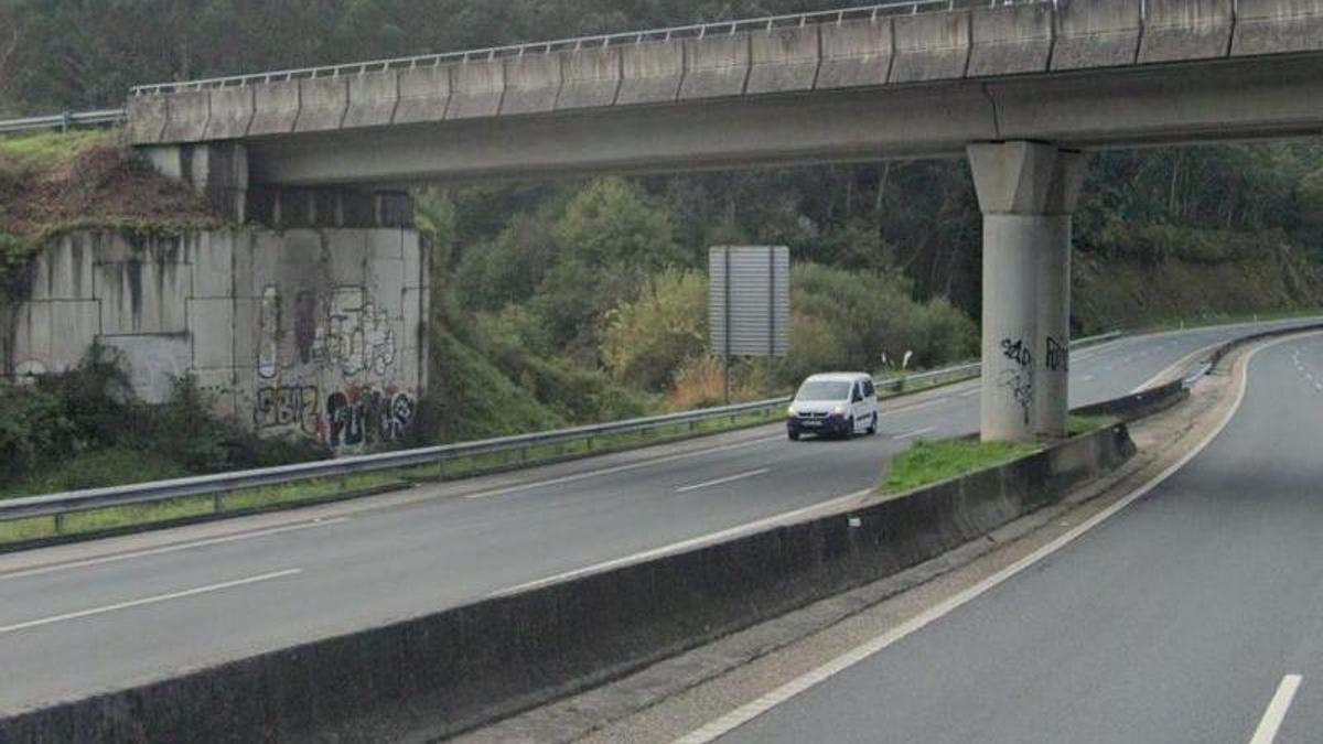 Sucesos Galicia: Herido un conductor tras una salida de vía en la AG-57 ...