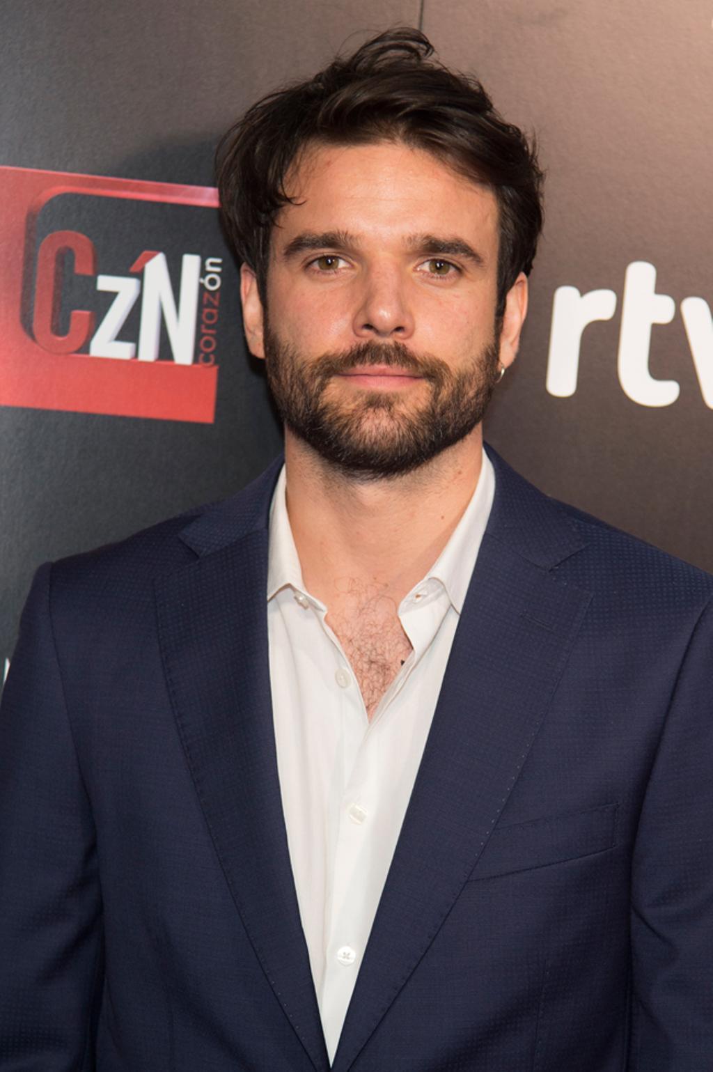 Jon, el hijo de Imanol Arias, es el nuevo guaperas de 'Cuéntame' - Woman