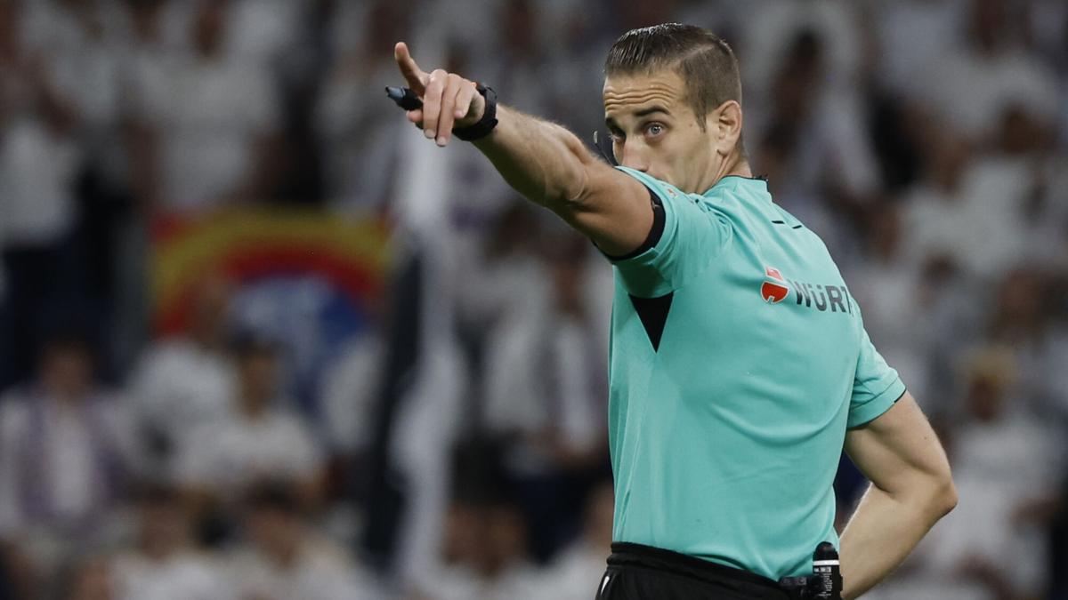 Ya se conoce el árbitro del Villarreal - Barça