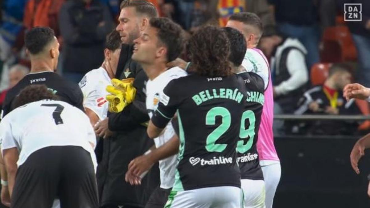 VALENCIA-BETIS: La escandalosa acta arbitral de García Verdura: De Abde al Chimy