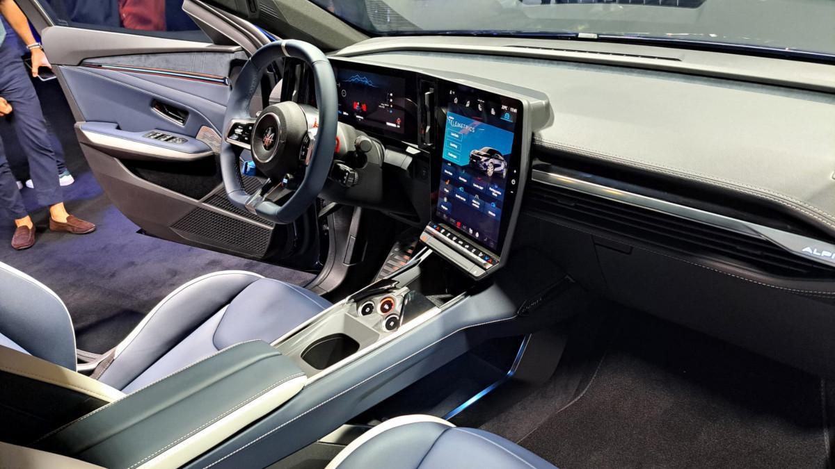 Nuevo Alpine A390, un coche de carreras con traje