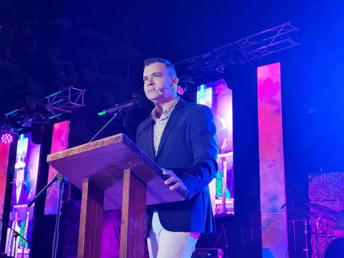 Schamann se echa a la calle con los papahuevos y el pregón de Dani Calero