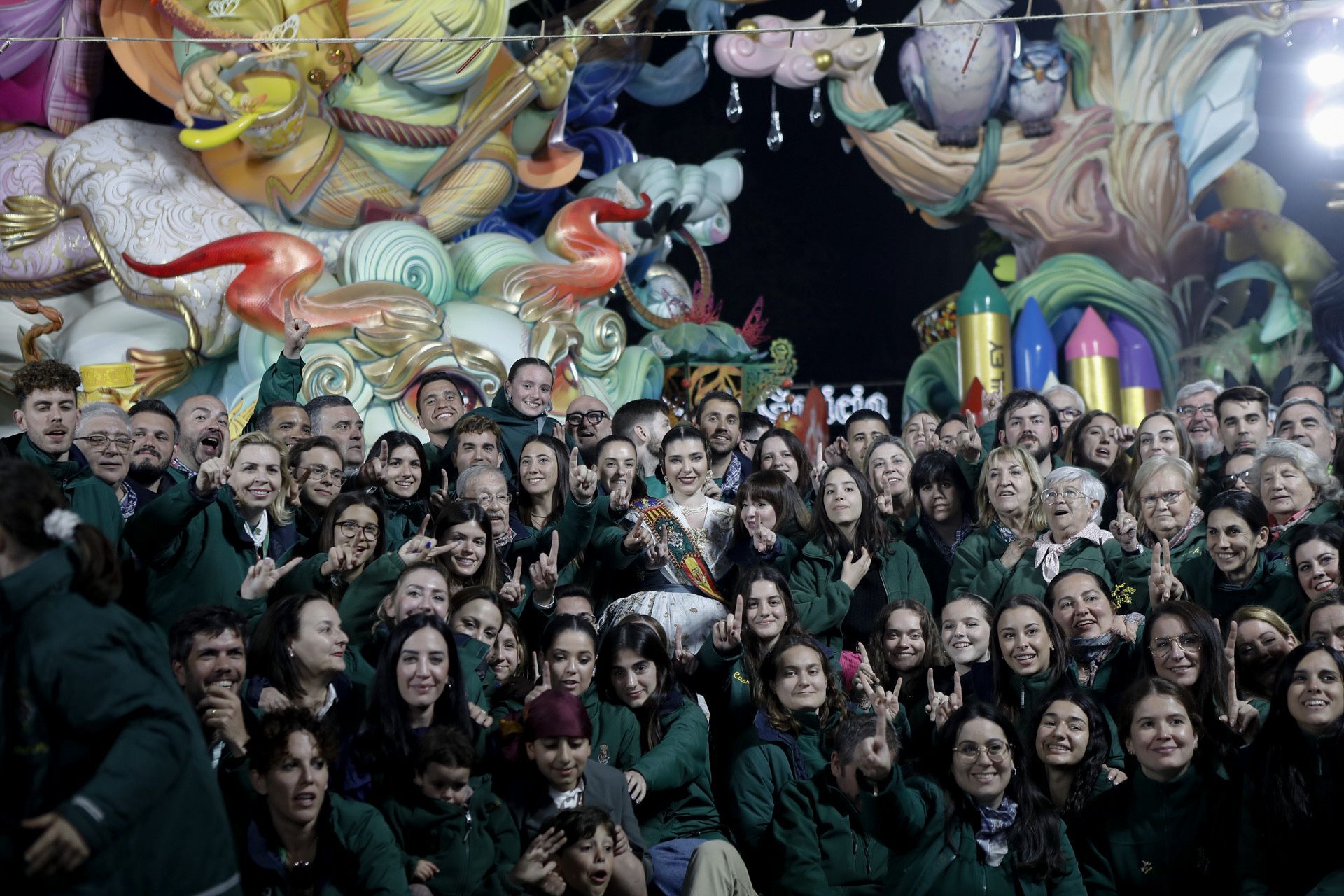 Ambiente previo a la Cremà de la mejor falla 2023: Exposición-Micer Mascó