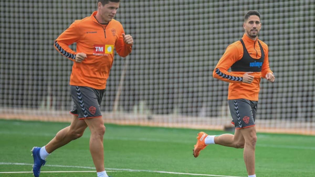 Guido Carrillo entrena al margen del grupo y tiene difícil jugar frente ...