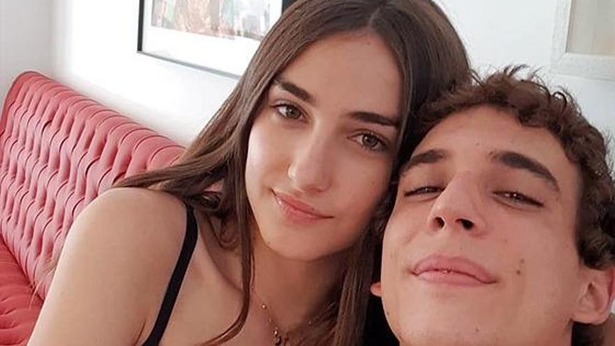 Miguel Herrán y Sandra Escacena confirman su relación tras los rumores